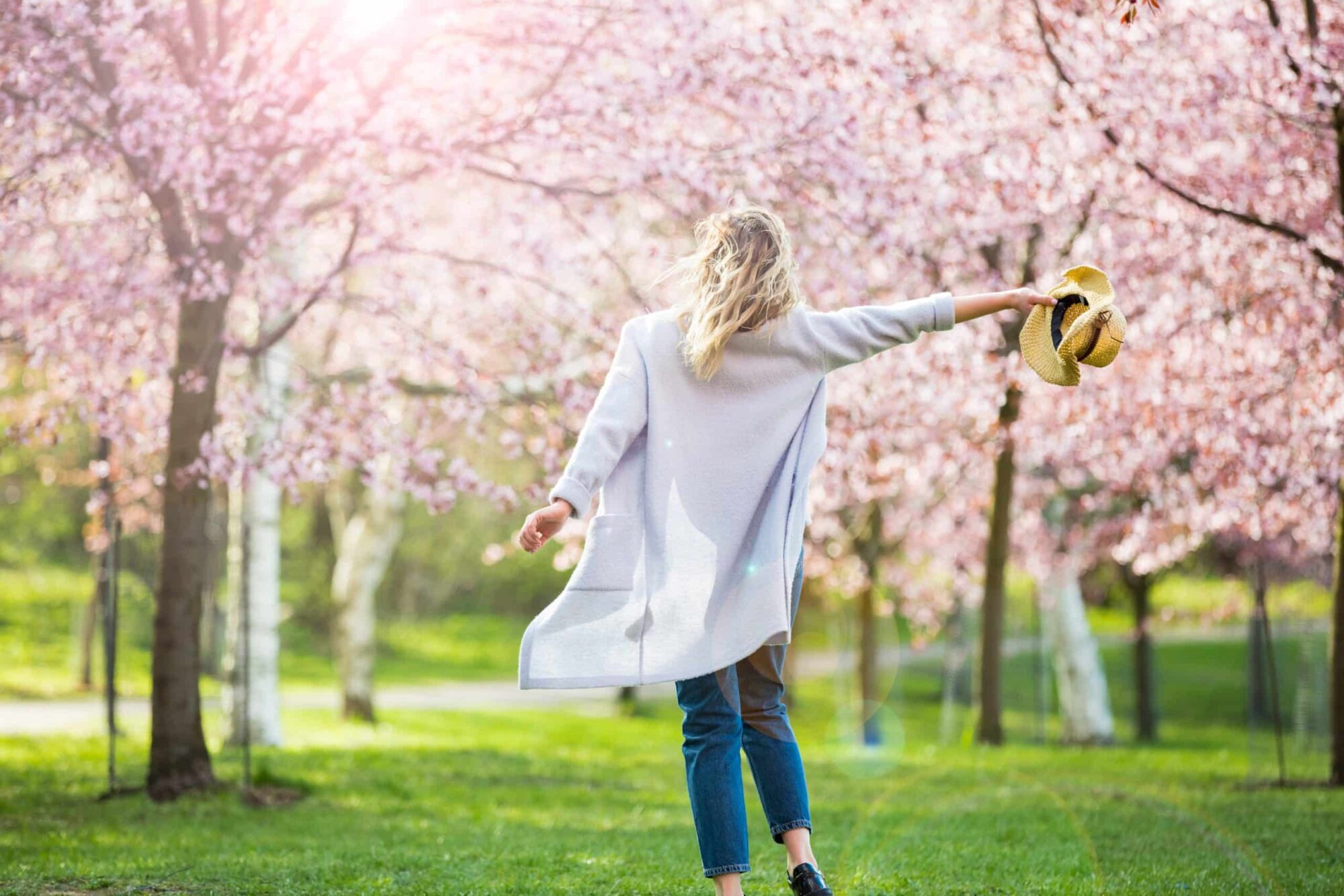 How Emotional Spring Cleaning Boosts Mental Health
